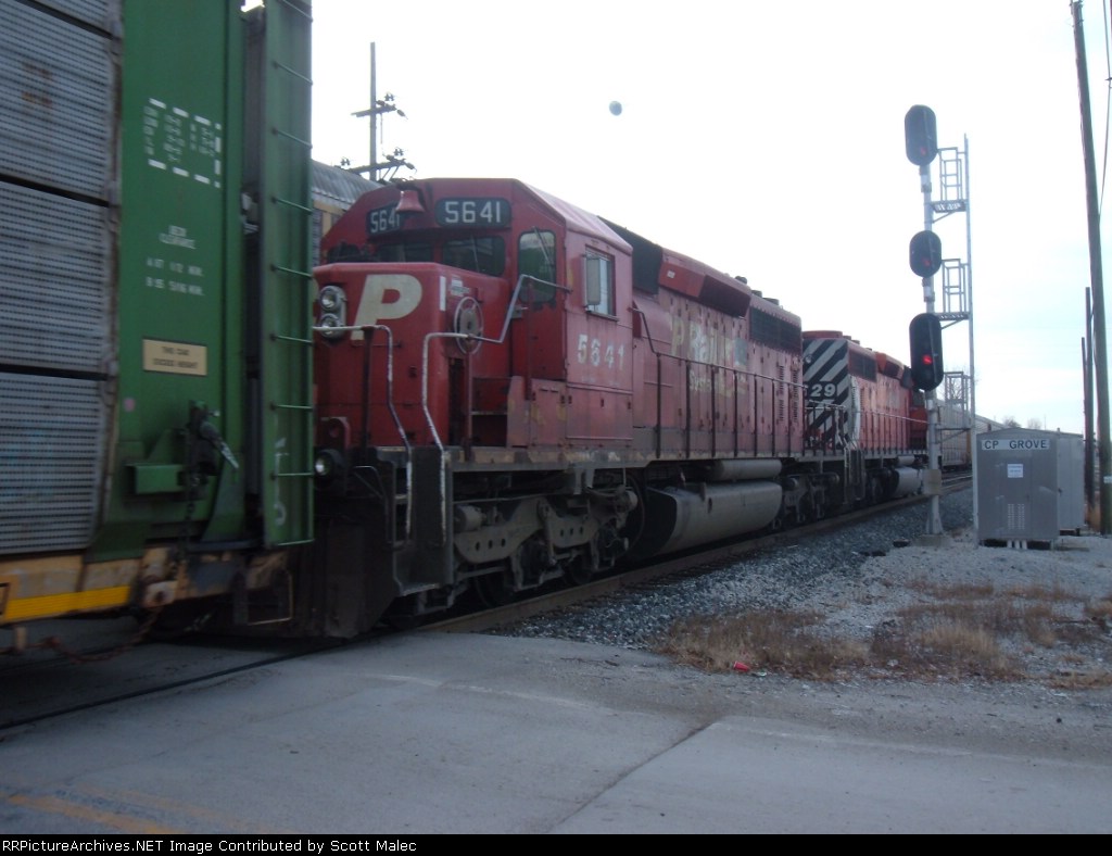 CP 5629 & 5641